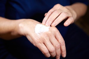 Preventing contact dermatitis and urticaria at work - Risk Briefing